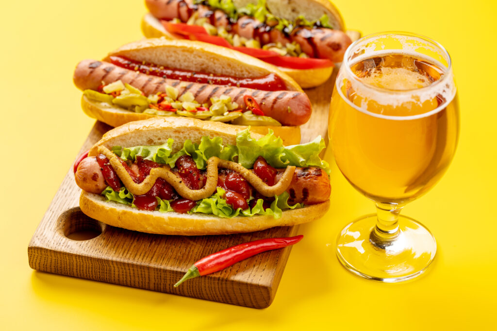 Get Your Hot Dogs Here - Canada Takeout